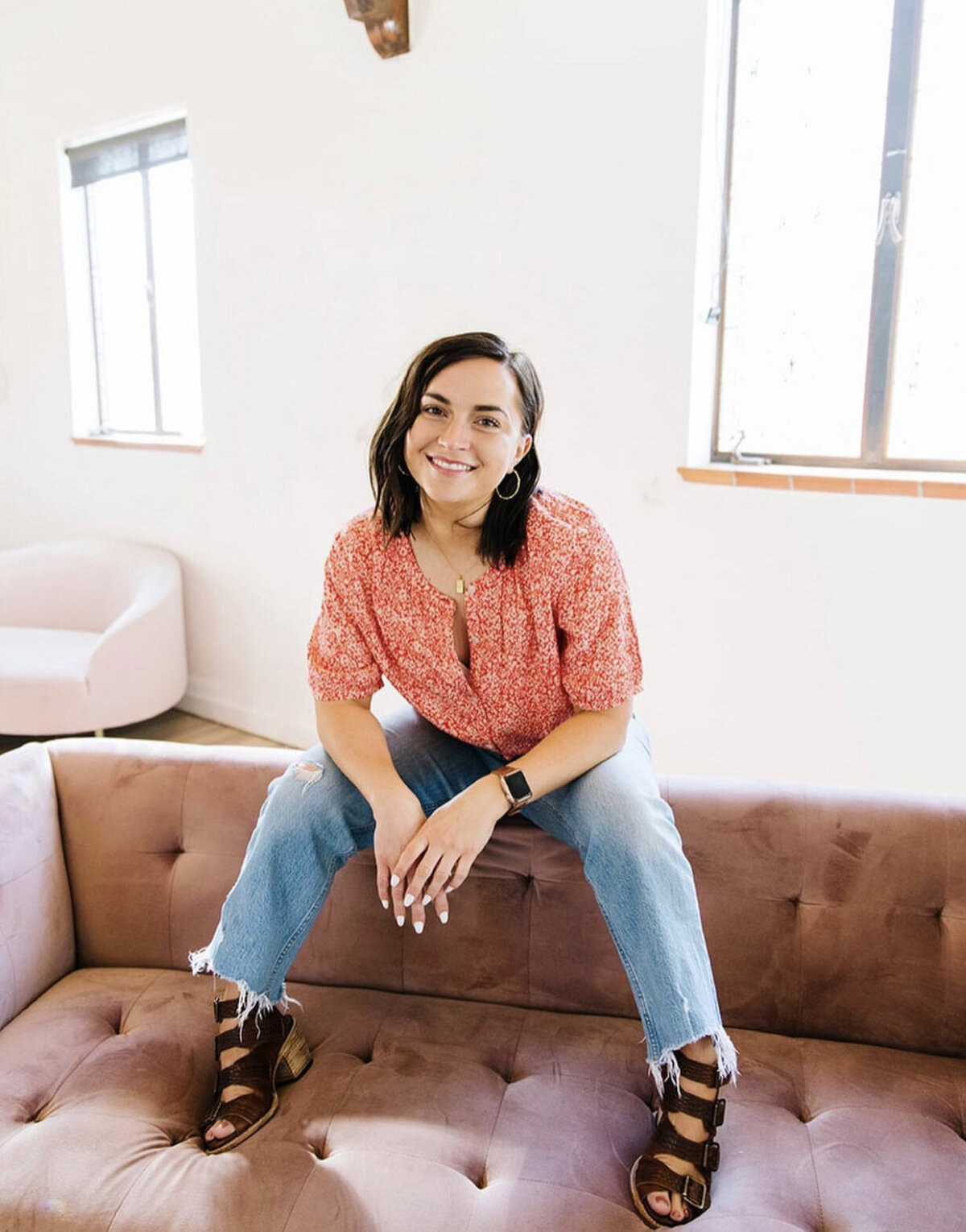 About Kenna | Owner of the DIY Blog The Flip Hubb