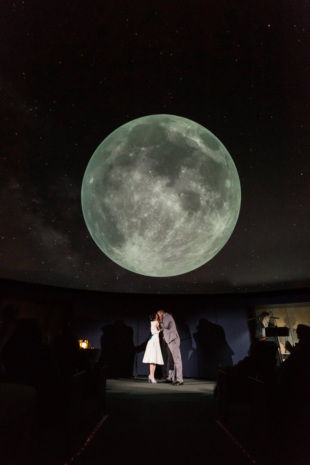 Grand Rapids Public Museum Planetarium Wedding | Jessie Silva