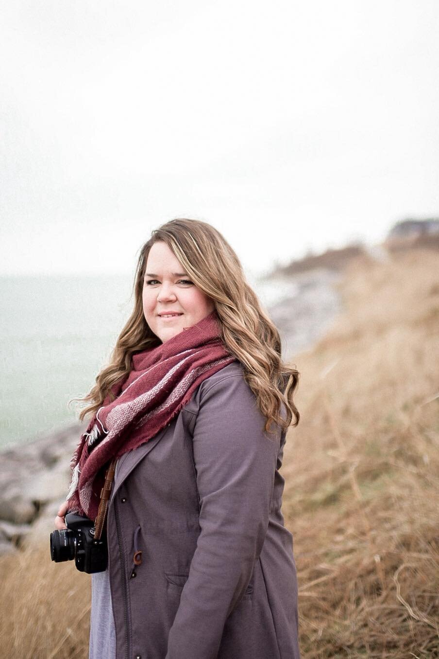 Rebekah Joy Photography - A Midwest Wedding Photographer