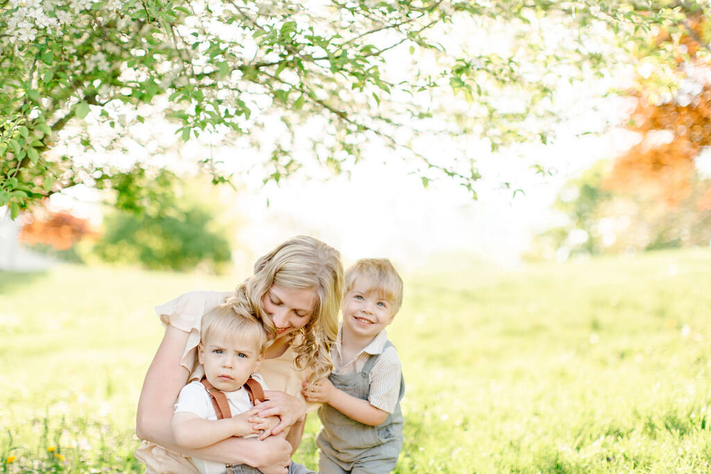 Angela Cochran Photography's portfolio of past sessions.