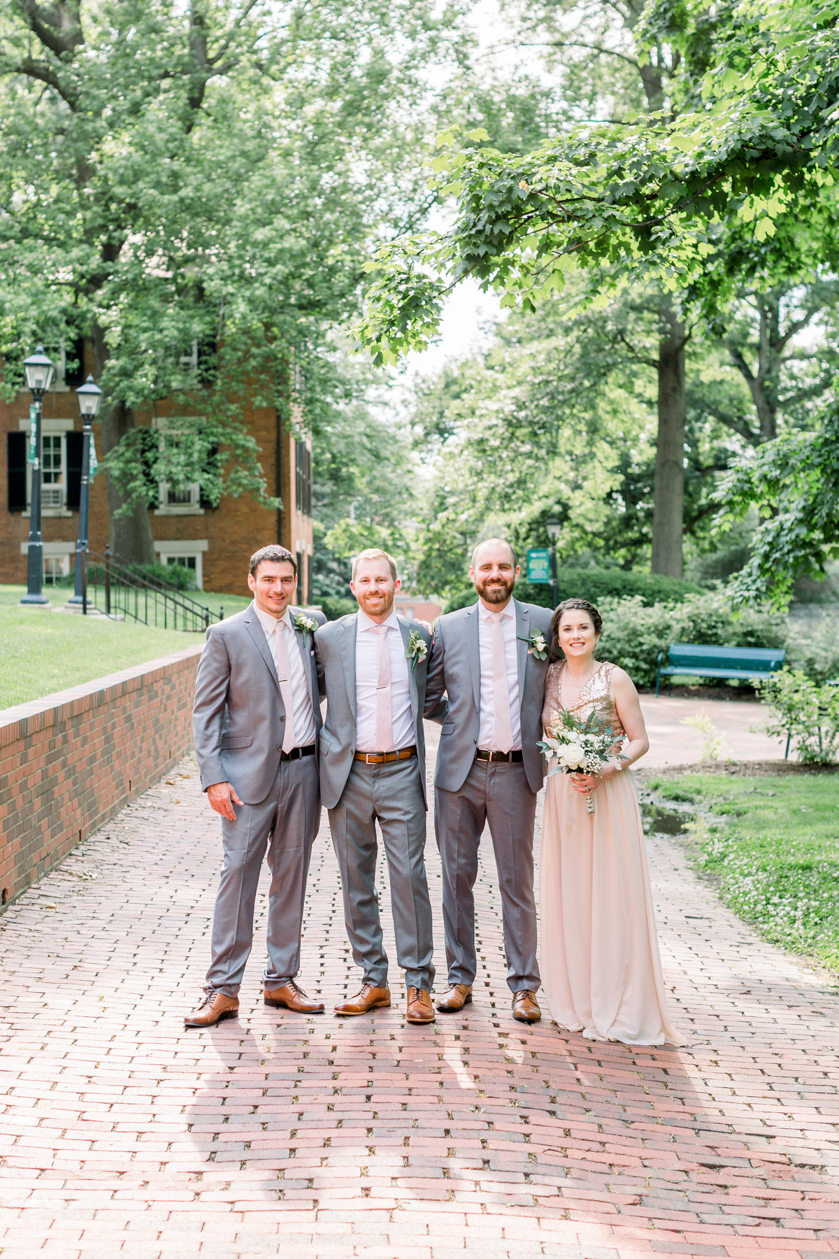 Amanda Eloise Photography: Light and Airy Columbus OH Wedding Photographer