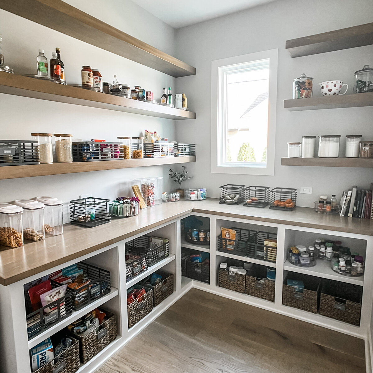 Home Organizing Companies :: Pantry Organization
