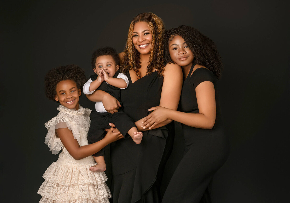 Family Portraits Photos Portfolio | Suvistory.com