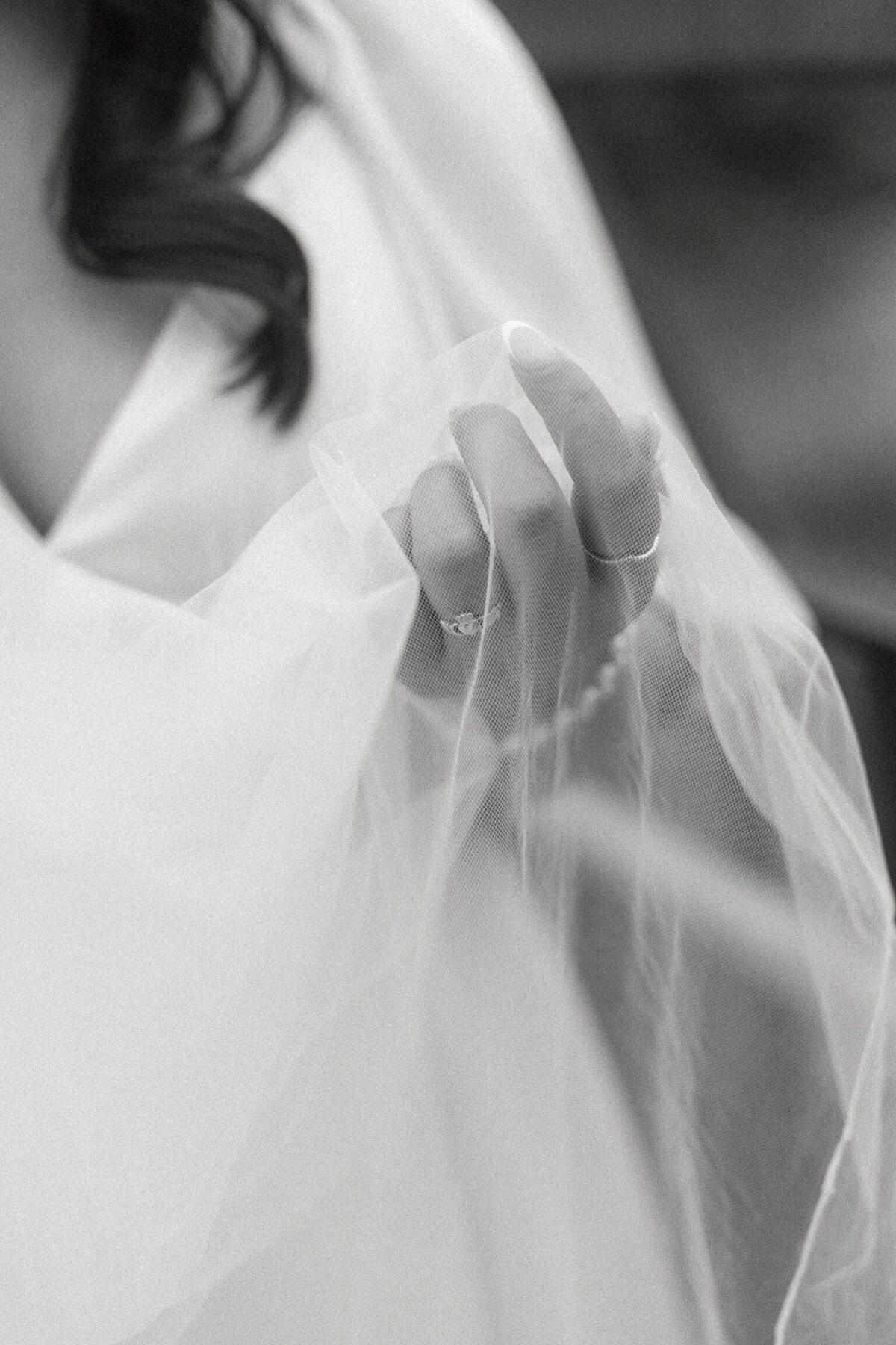 Ottawa Gatineau intimate wedding & elopement photographer.