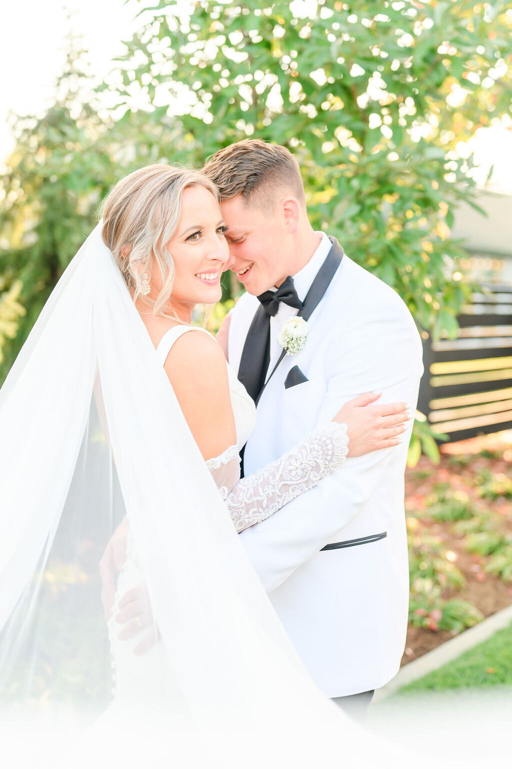 Ritz Charles Garden Pavilion Wedding | Courtney Carney Photography