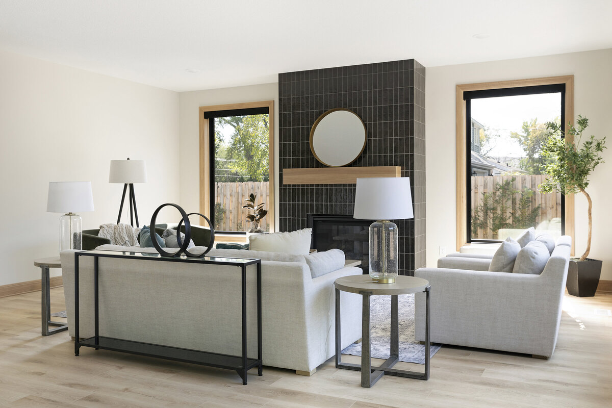 #MendotaModern | Alma Homes