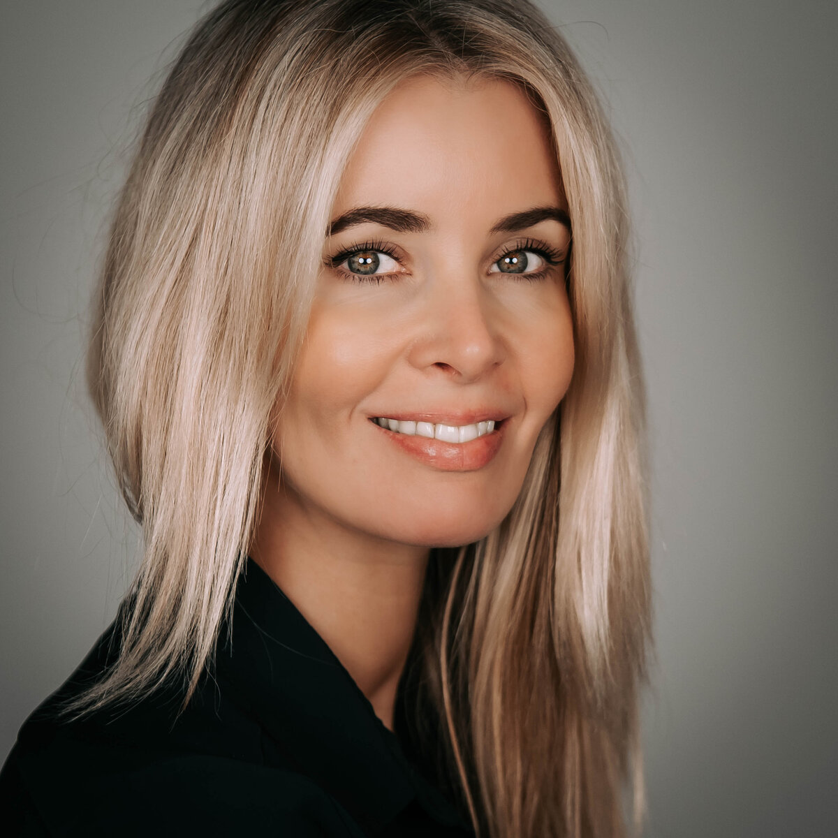 Kelly Walraven | Headshot fotografie & zakelijke portretten