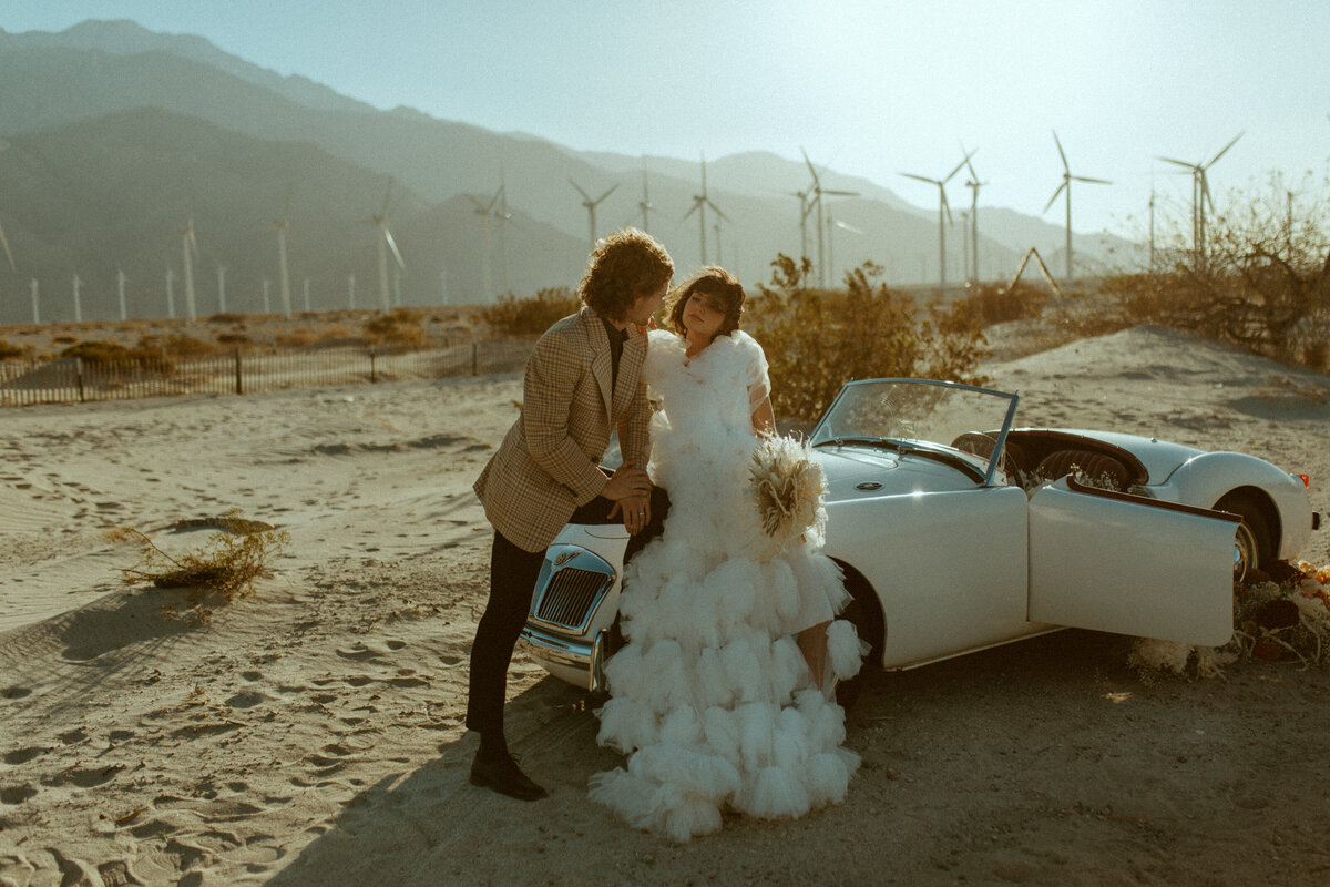 Alexa Hudson - Alaska & Arizona Elopement photographer