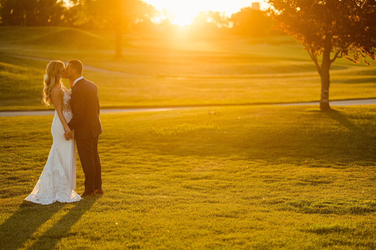 Wedding Photographers in Toronto, GTA and Windsor, Ontario