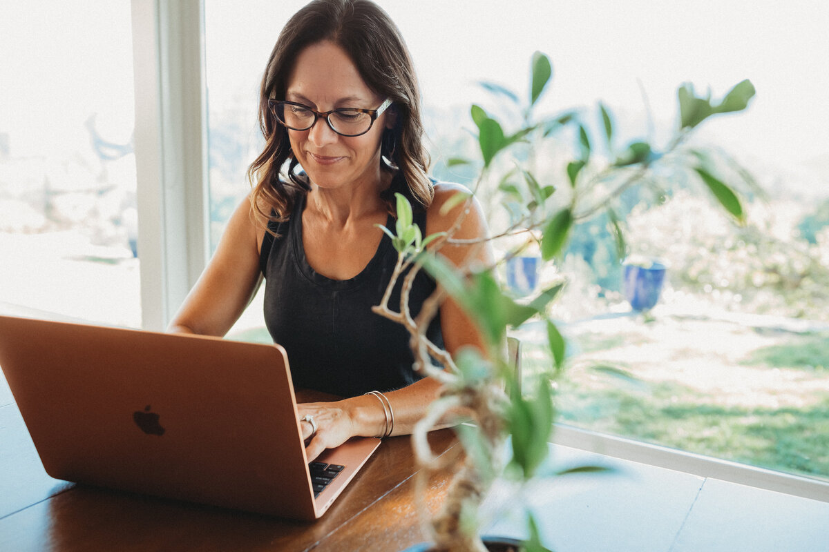 Menopause Health Coach + Fx Health - Jennifer Nathanson