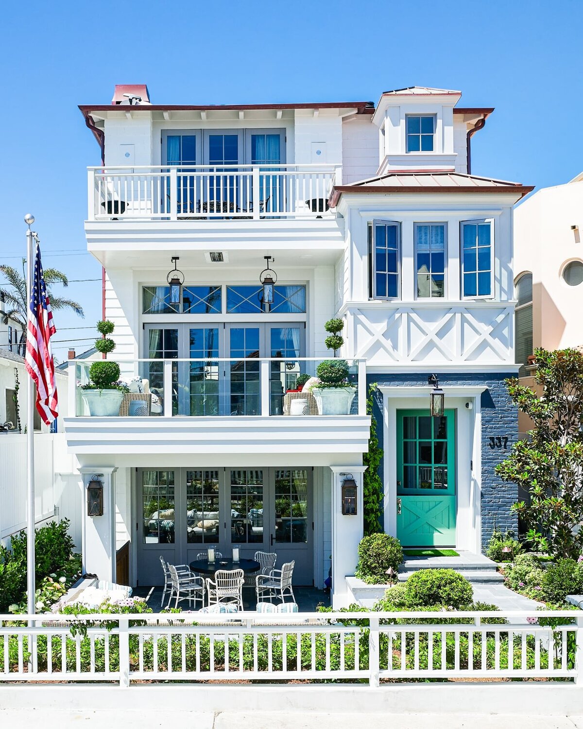 Coastal Architectural