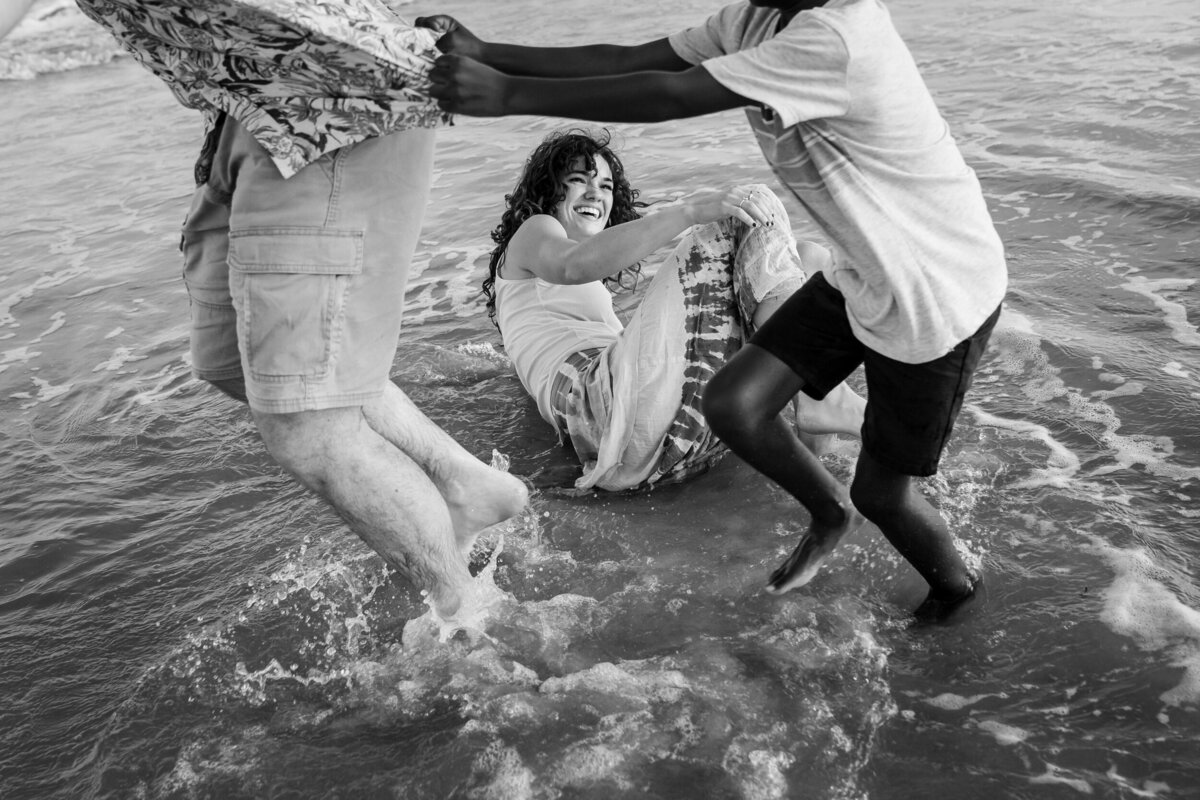 Outer Banks Photographer | Family & Couple Portraits