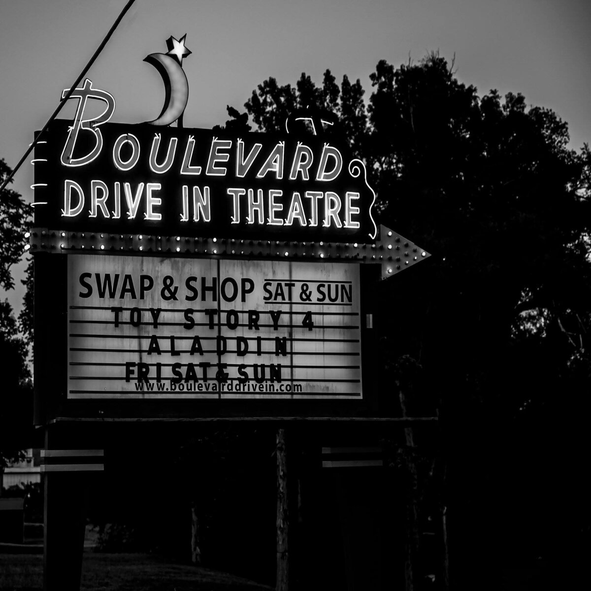 Swap ‘n’ Shop | Boulevard Drive-In