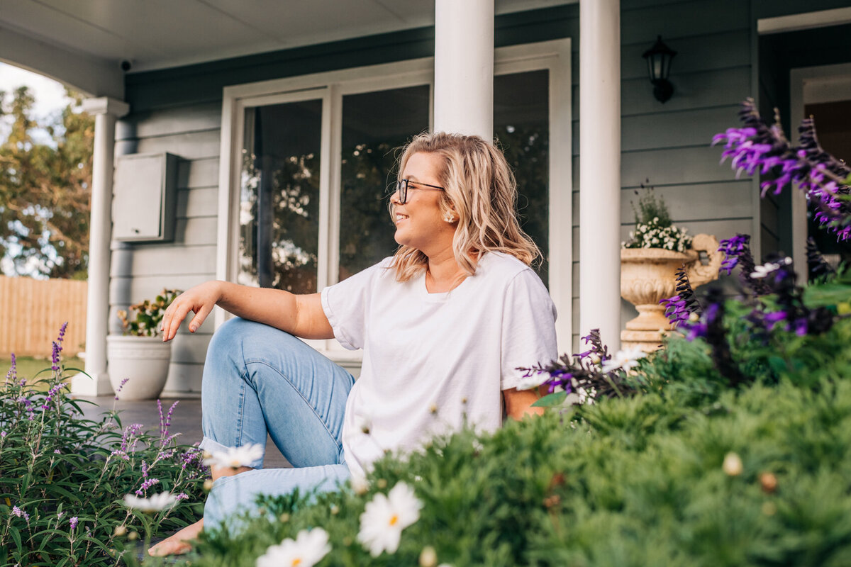 Contact - Elley Mae | Branding + Website Design