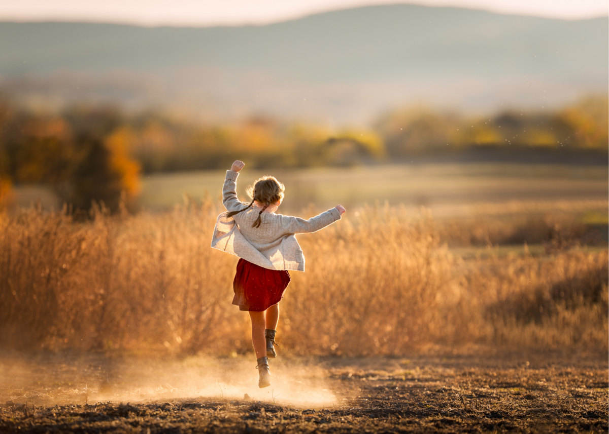 Jenna Dowell | Financial Coach & Yellowstone Floral Designer