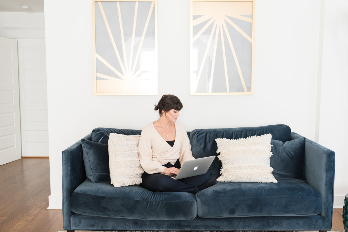 Ghostwriting, Brand Messaging & Copywriting | Danielle Cook