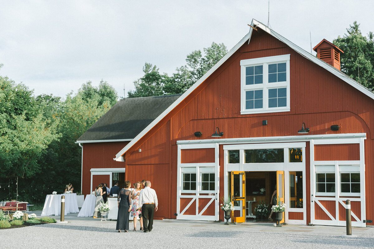 Black Tie Wedding in Summer at Windridge Estate