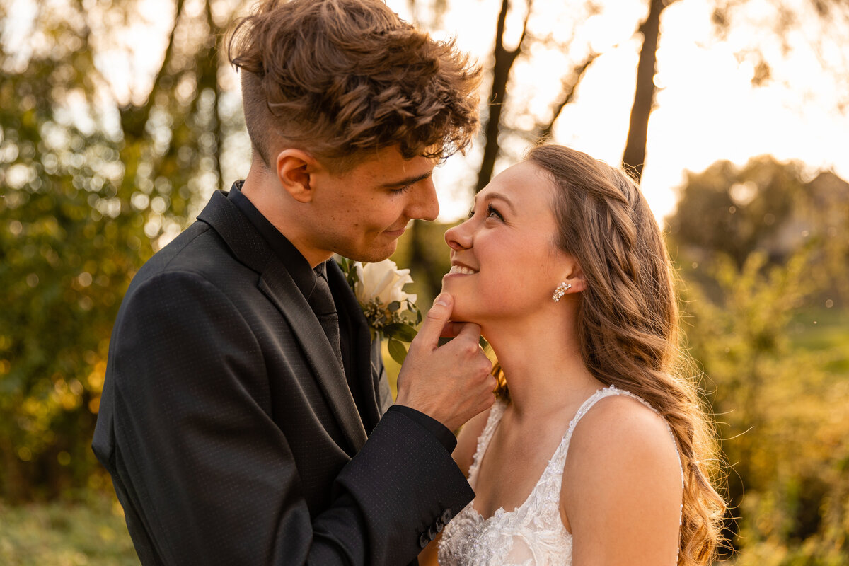 Wedding photography that is joyful, genuine, and timeless.