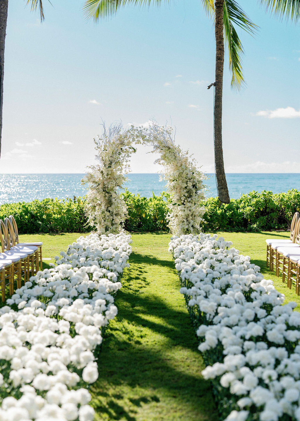 Designs by Hemingway - Hawaii Wedding Florist