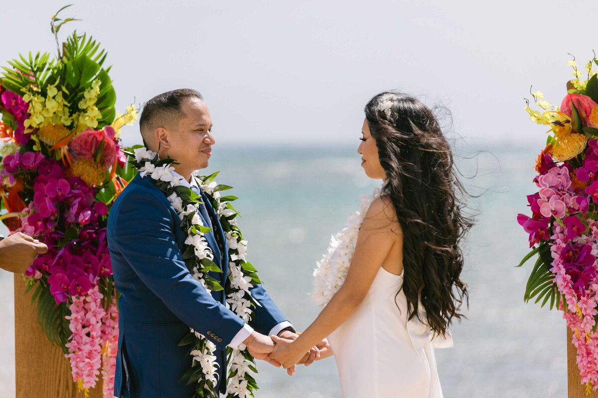 Hawaiian Aisle Runway Gallery