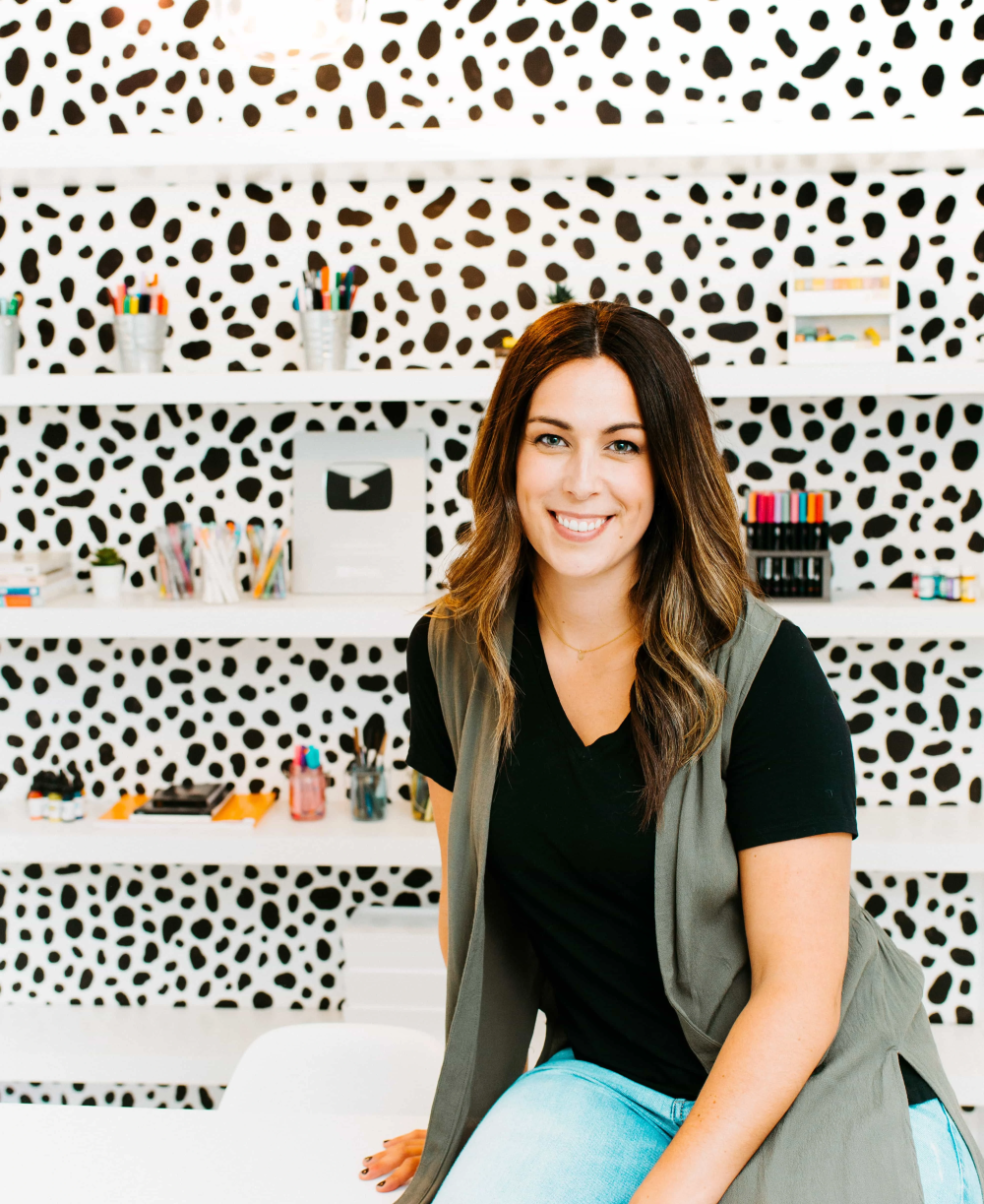 About Becca Courtice, Calligrapher | The Happy Ever Crafter
