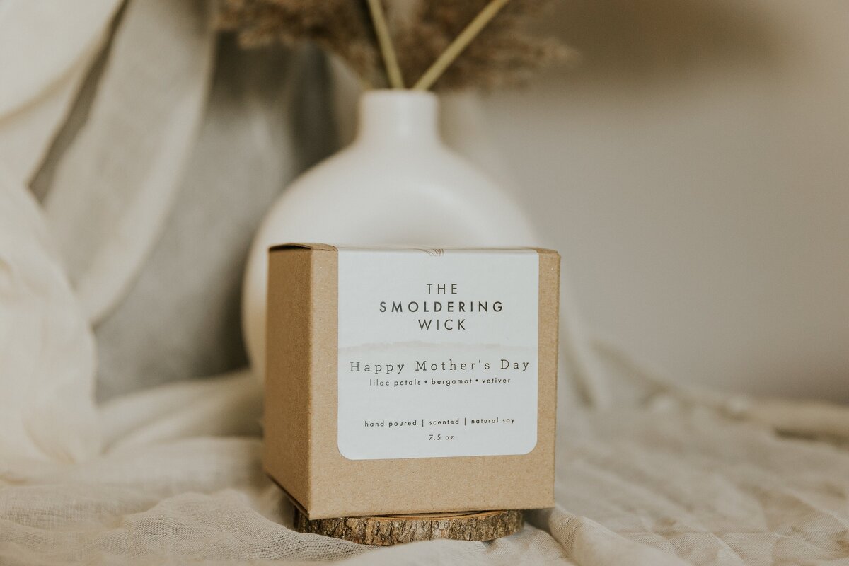 Home [thesmolderingwick.ca]