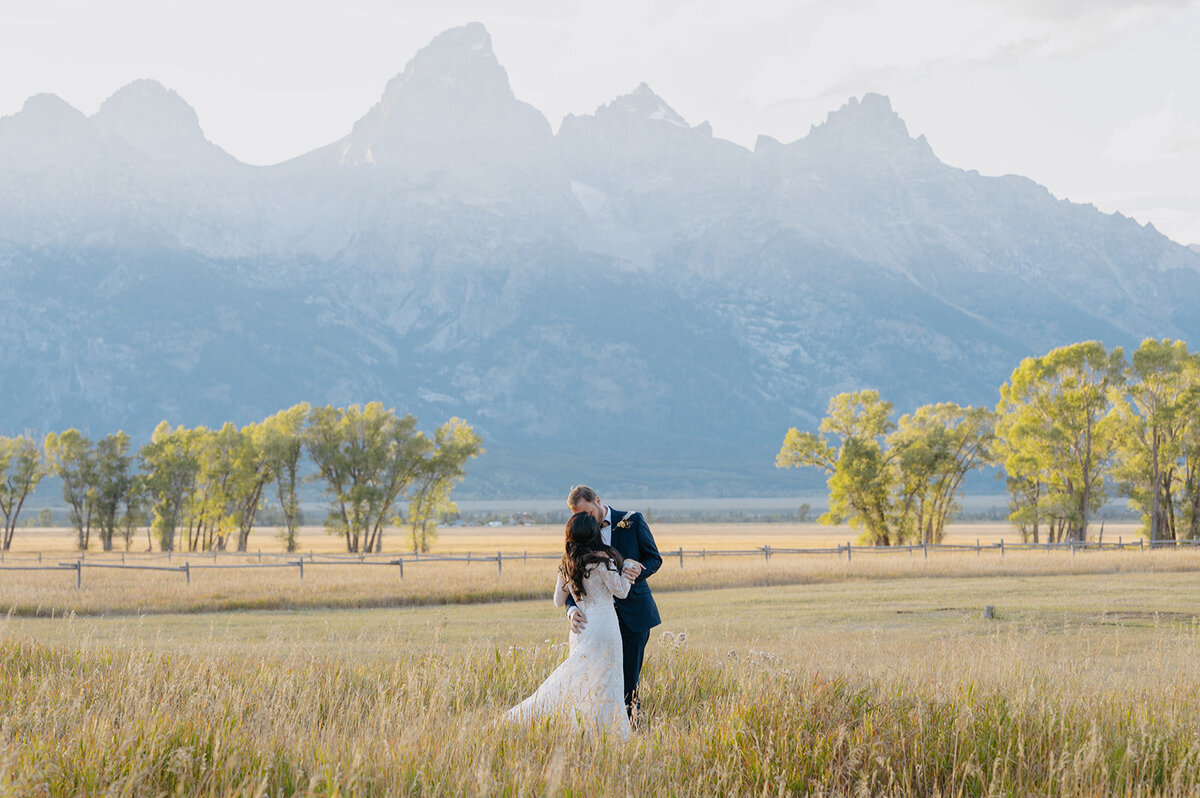 Jackson Hole Wedding packages for Wyoming Weddings
