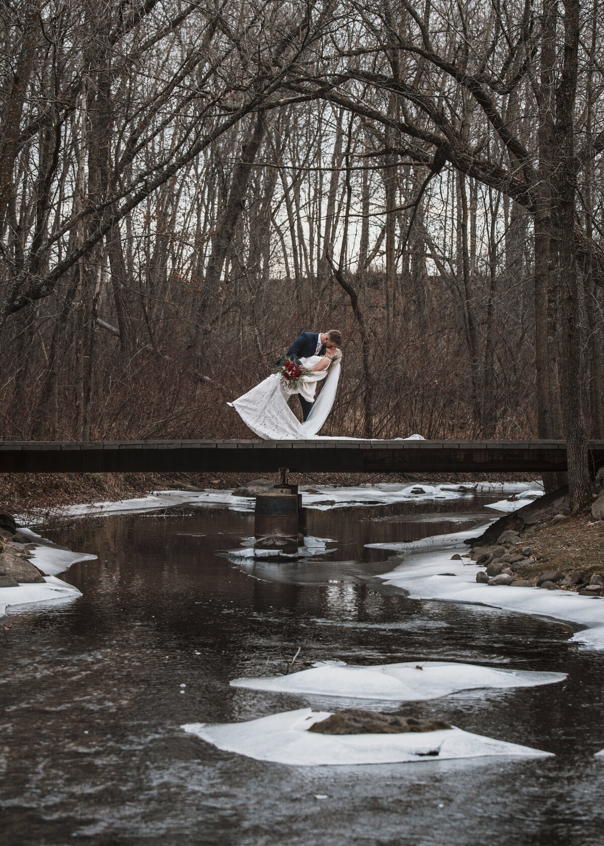 Minneapolis Wedding Photographer