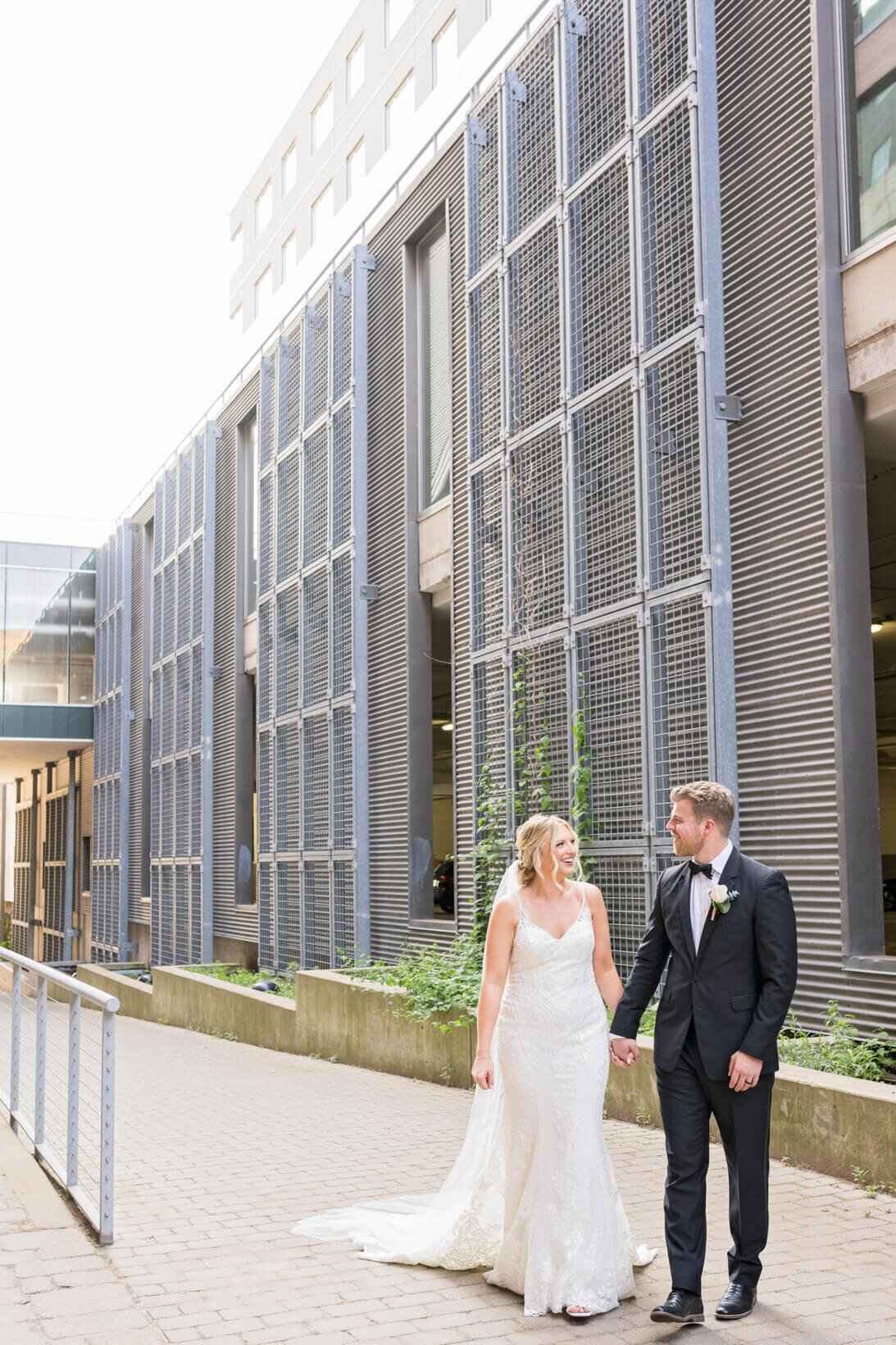 Wedding at Jan Serr Studio | Allysha Noelle Photography