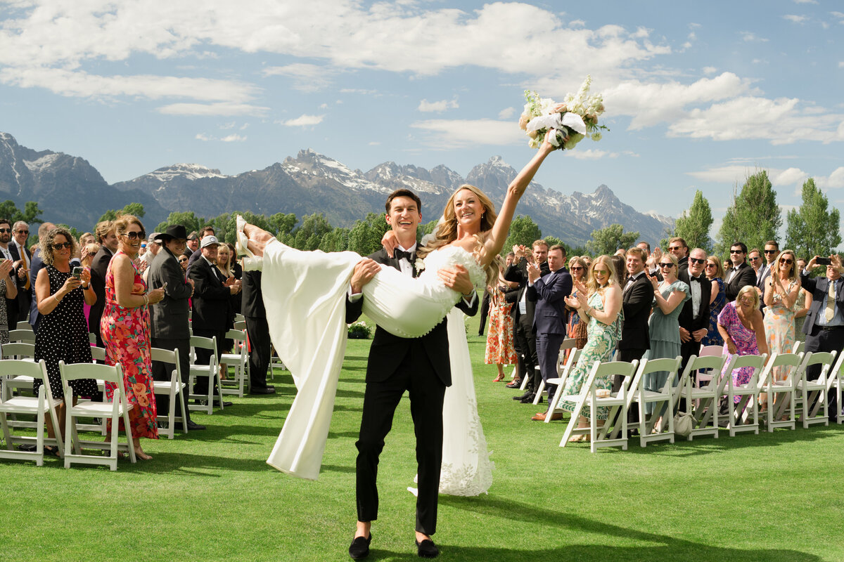 Jackson Hole Wedding Photographer | Karina Dopp Designs