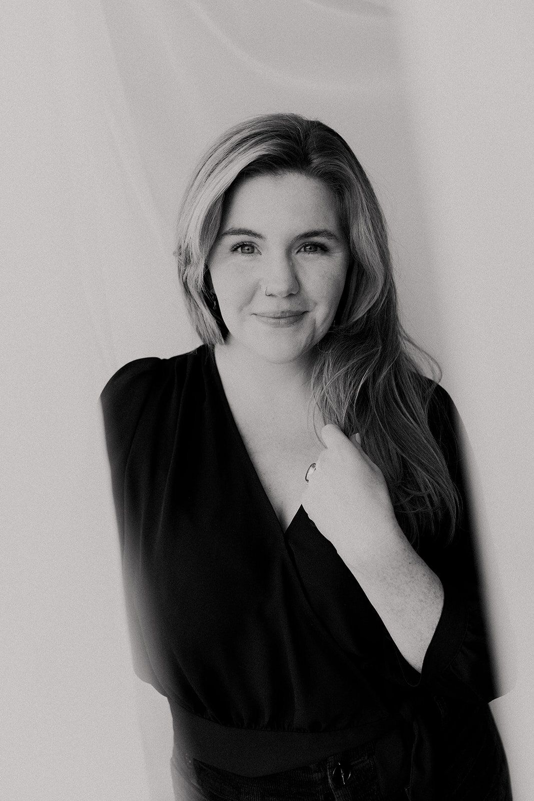 About | Lynn Phillips Wedding Photographer