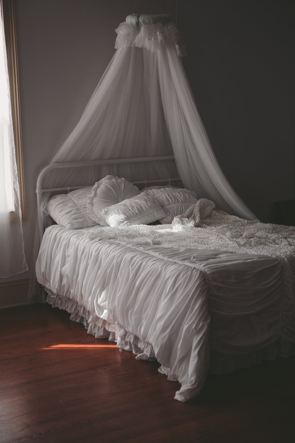 Hudson Valley Wedding & Boudoir Photographer