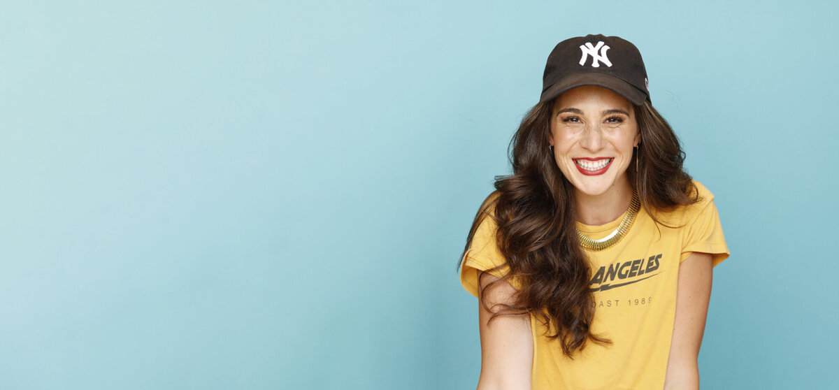 Sarah Hinrichsen | Singer, Actor, Entertainer