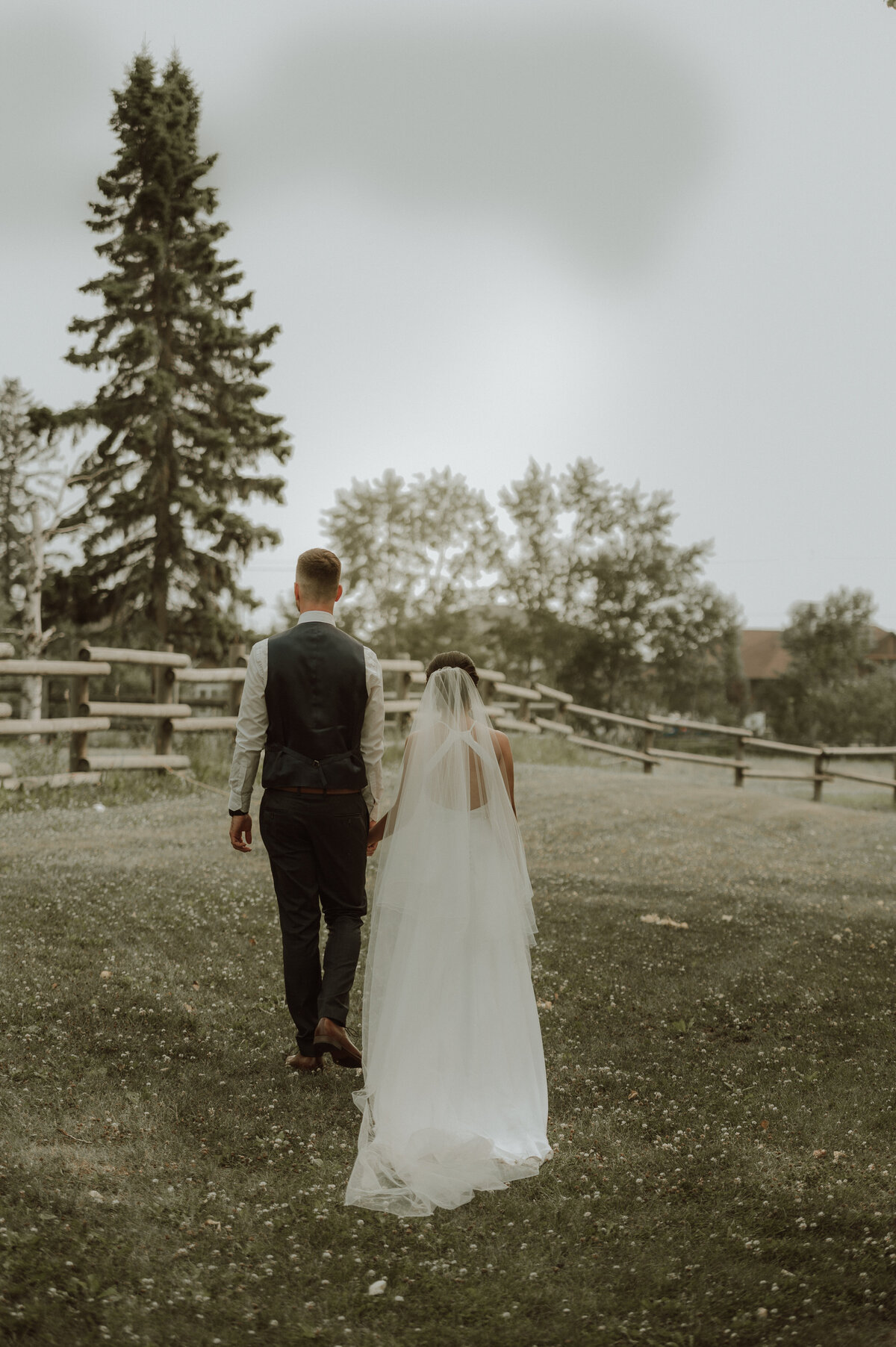 Stephanie Kristine Photography Wedding Photographer Alberta
