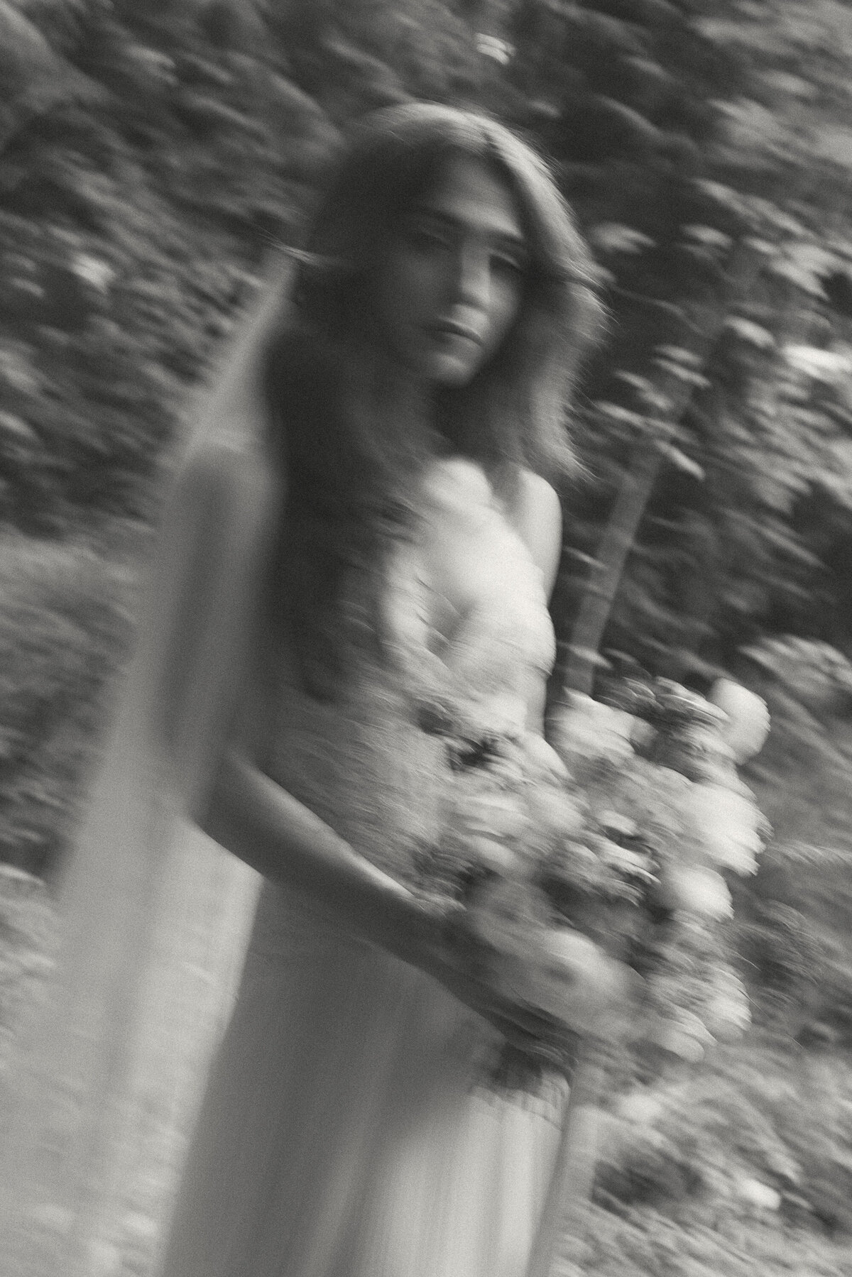 Jess Hunter is a Minneapolis & Seattle wedding photographer