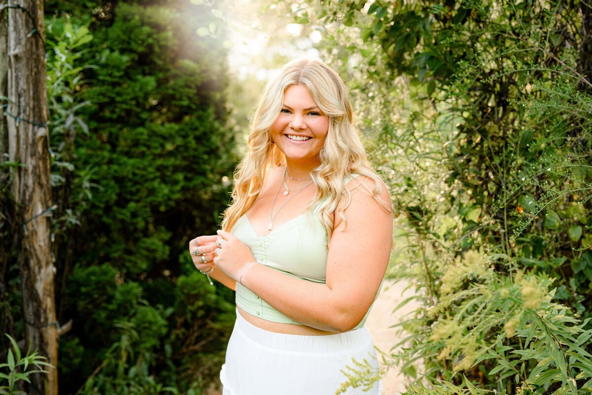 Charlotte Senior Session Portfolio | Grad Session Images with Tobi's Timeless Treasures