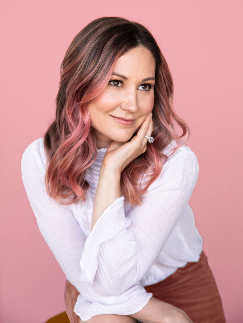 Alicyn Packard | Voice Actress, Singer-Songwriter, Podcast Host