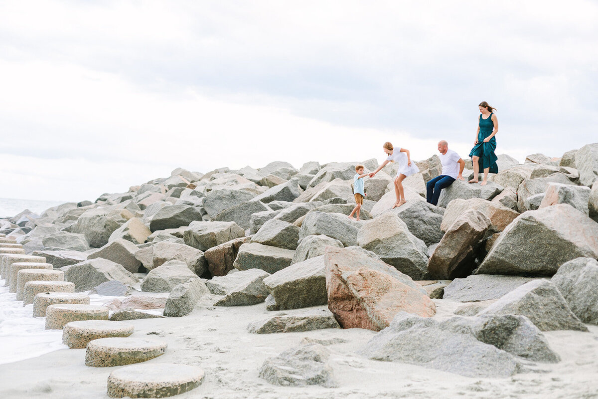 Beach Mini Sessions | Family Portraits