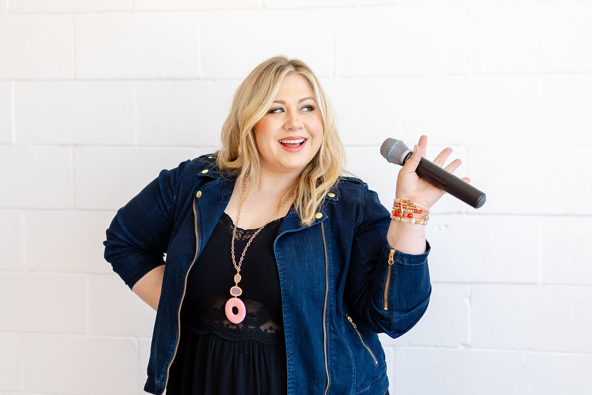 Vocal Coaching California Bay Area | Amanda MacDowell