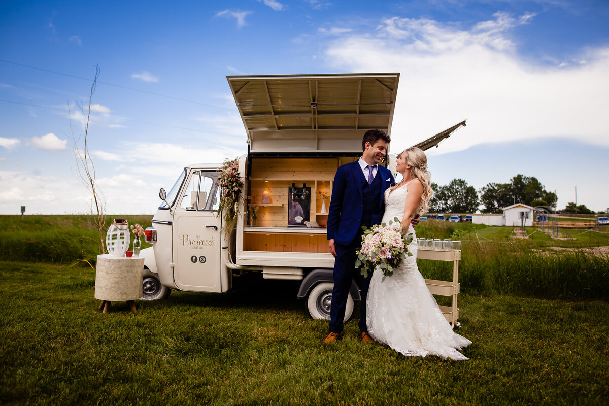 The Prosecco Cart Mobile Bar | Bronte Bride Vendor Guide