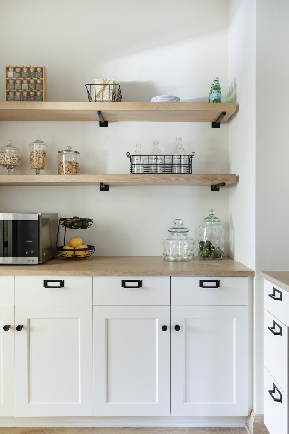 #MendotaModern | Alma Homes