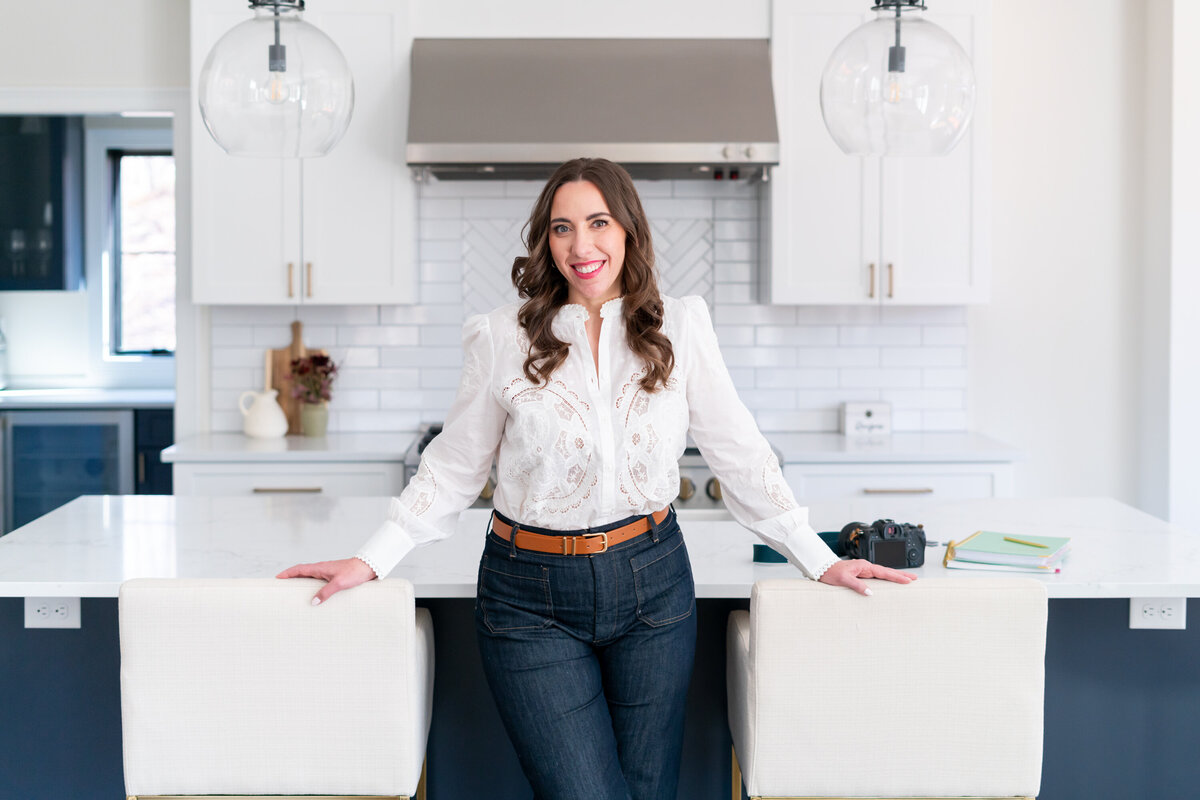 About Kate Wark | Connecticut Personal Brand & Lifestyle Photographer