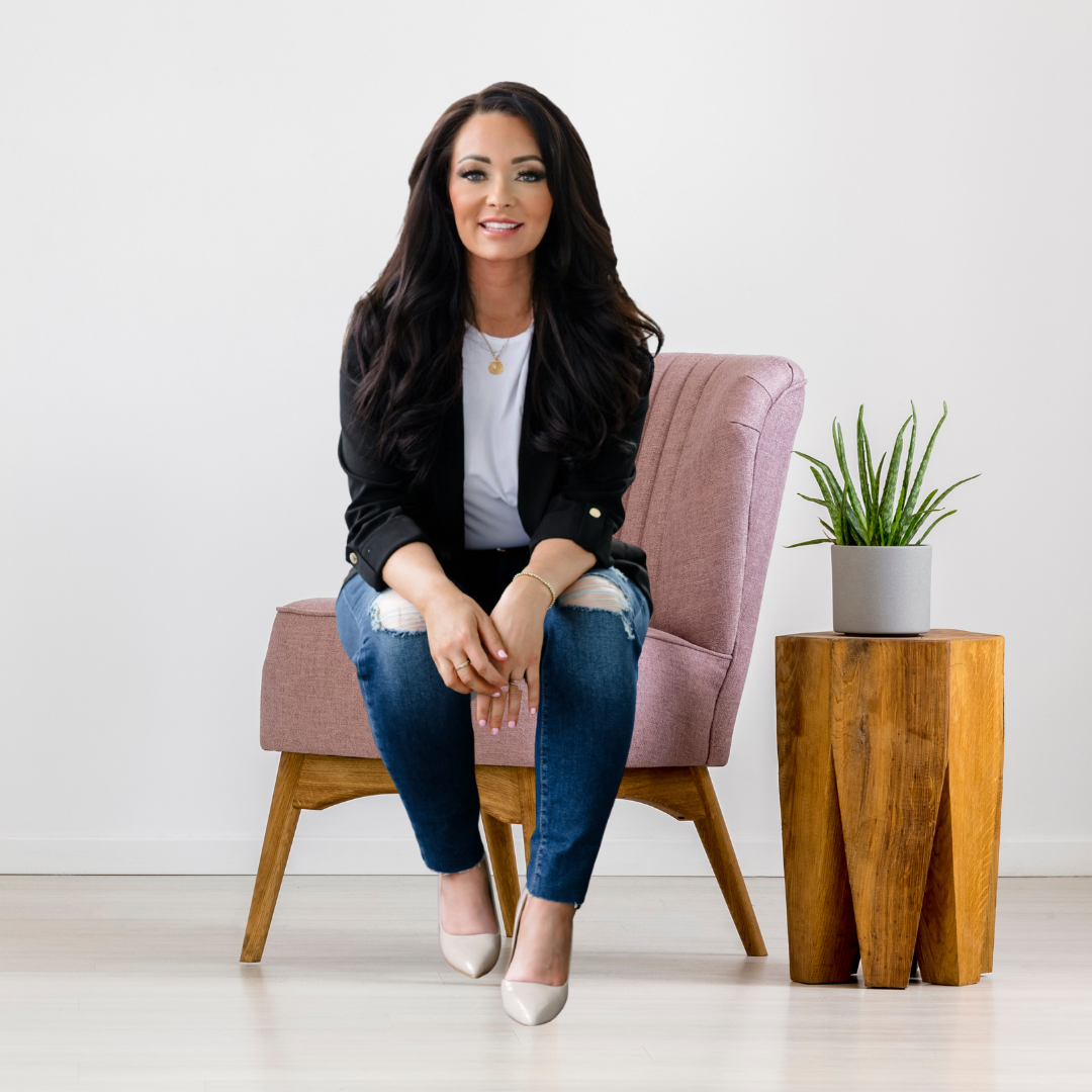 Amanda DeMoura | Dental Speaker and Dental Business Coach