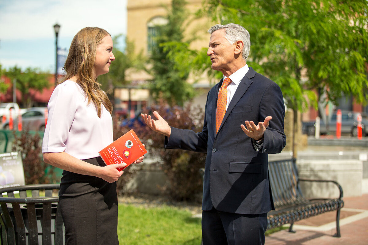 Growing Influence: A Story of How to Lead with Character, Expertise ...