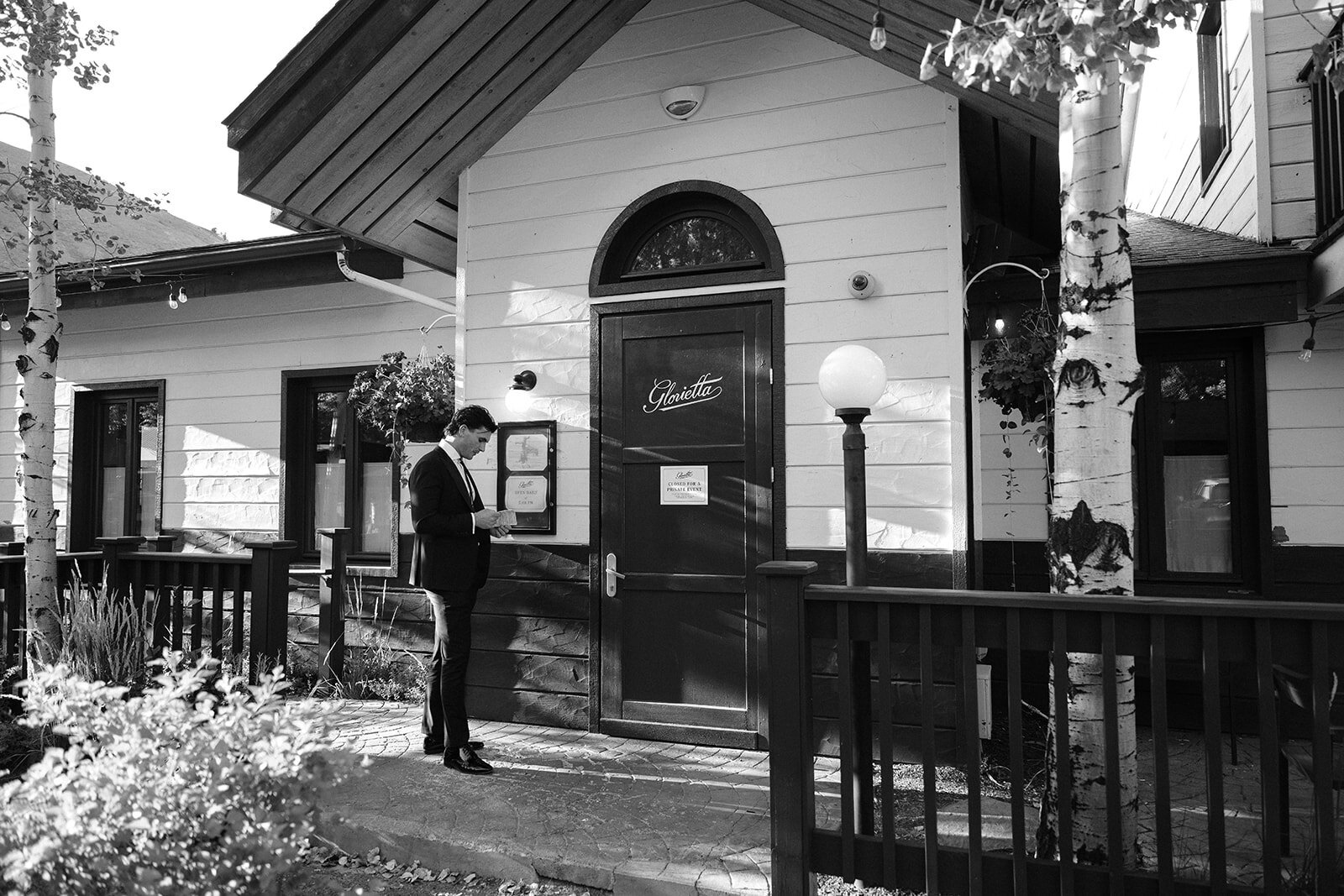 Jordan Grover Photo Documentary Wedding Photography