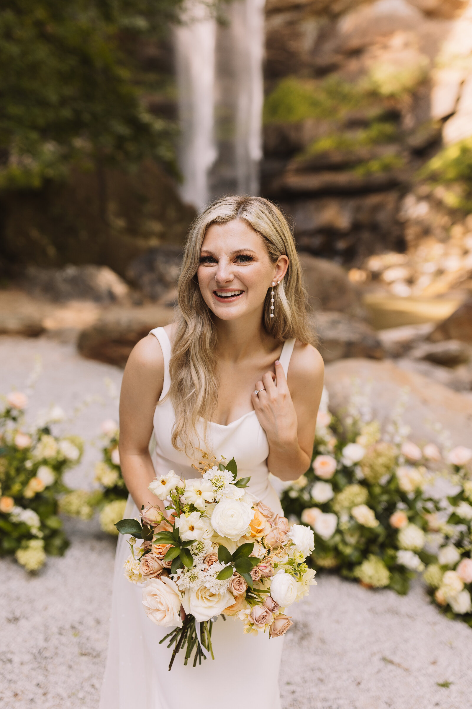 Home [elizabethandleigh.com]