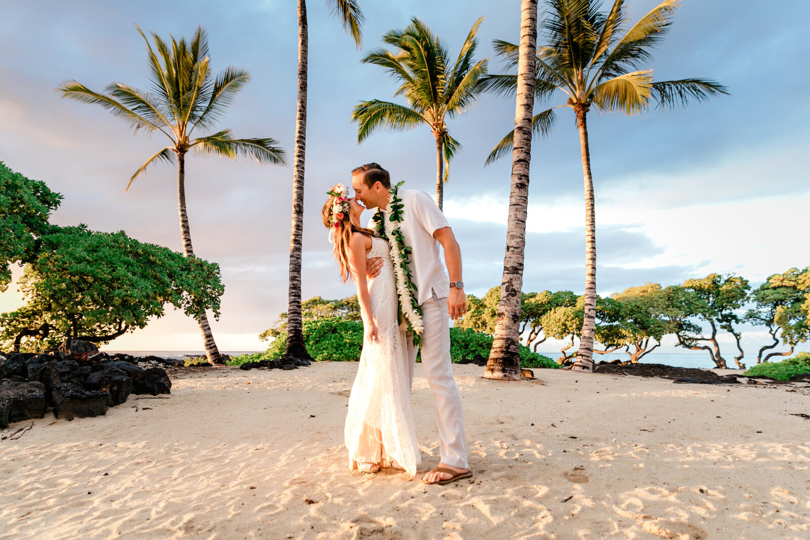 Hawaii Destination Wedding Planner | Pink Pineapple Weddings