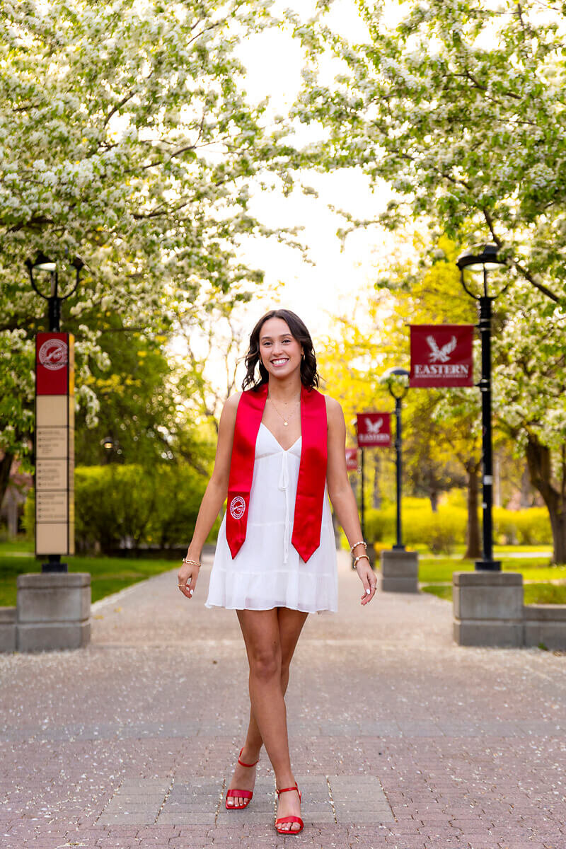 WSU, GONZAGA, EWU & WHITWORTH GRADUATION PHOTOGRAPHER
