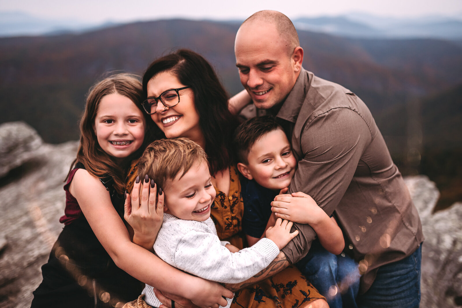 Home [lightandarmour.com]