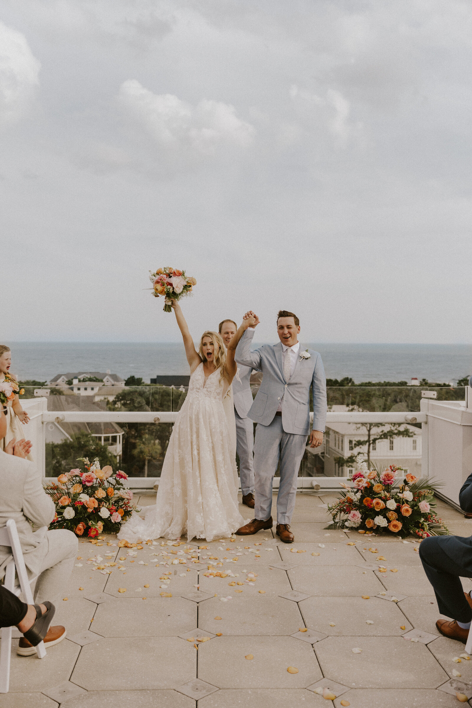 Leslie DeAnn Photography | North & South Carolina Wedding Photographer